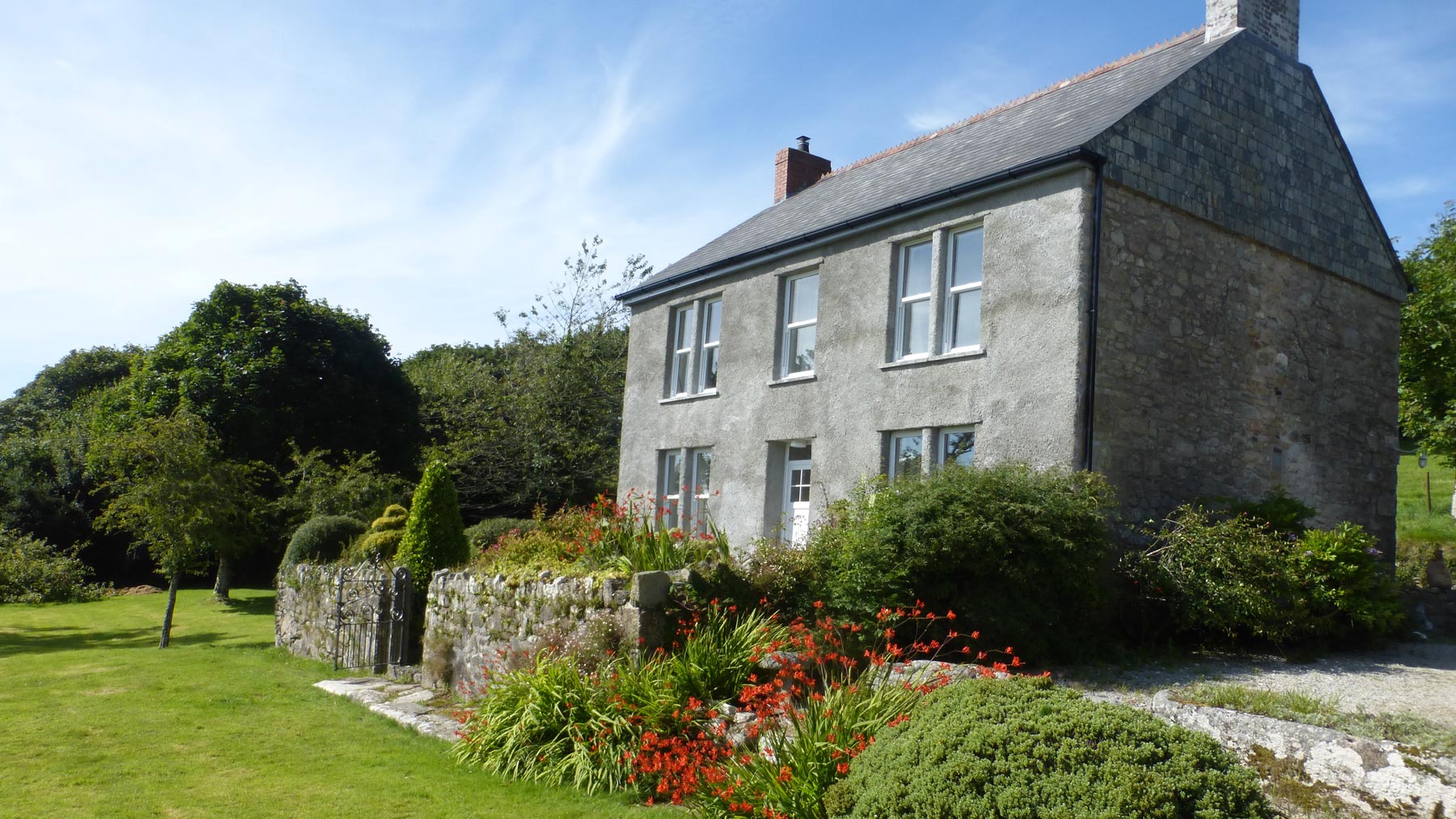 Regen Farmhouse Sleeps 11 Bodmin Moor | Self catering